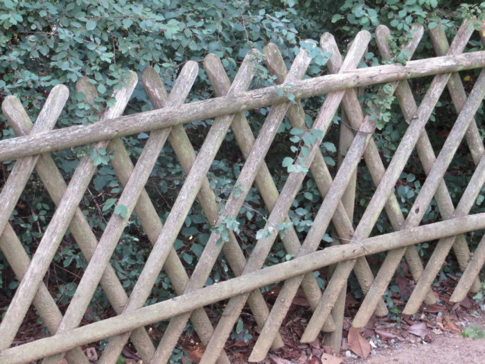 Barrière bois croisillons - Charte du Paysage Urbain - Angers : Charte ...